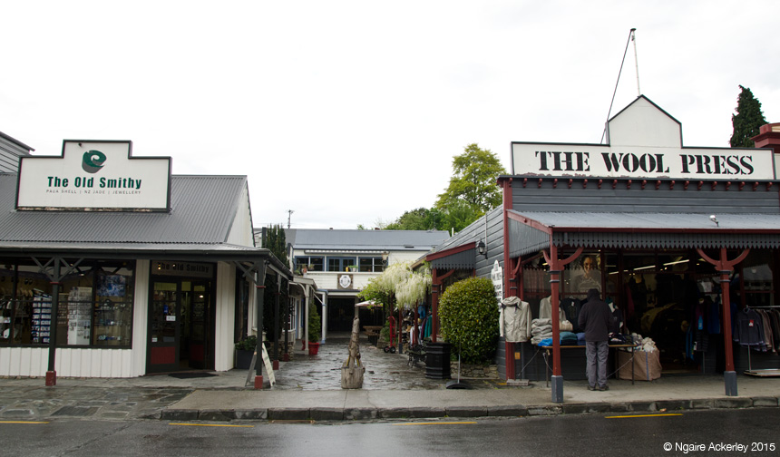Going back in time in Arrowtown, New Zealand | Kiwi Footprints